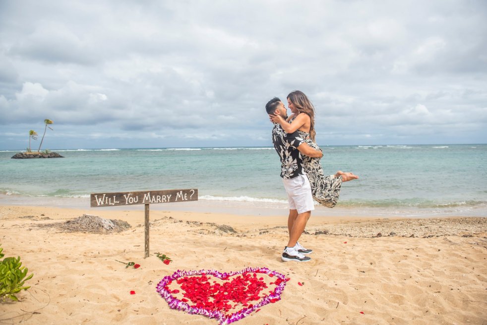 Proposals in Oahu, Hawaii – Surprise proposal packages in Oahu, Hawaii ...